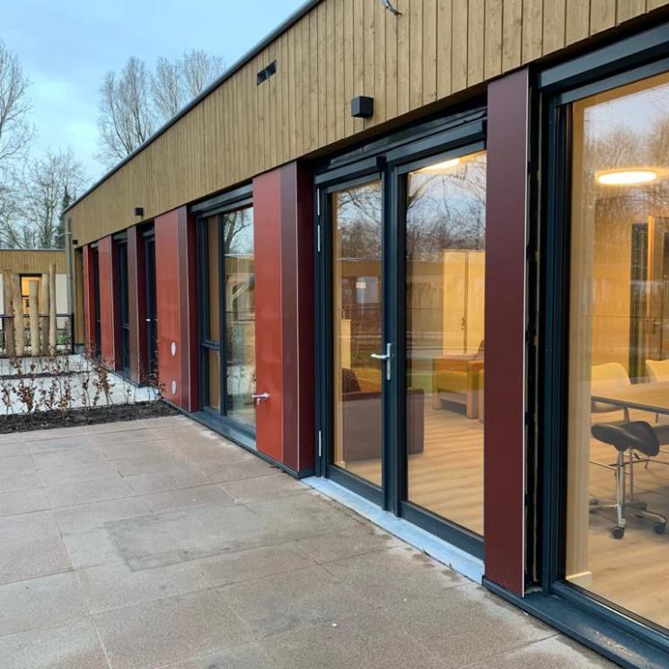 Cliënten verhuizen naar nieuwe woningen aan het Ravensnest in ...